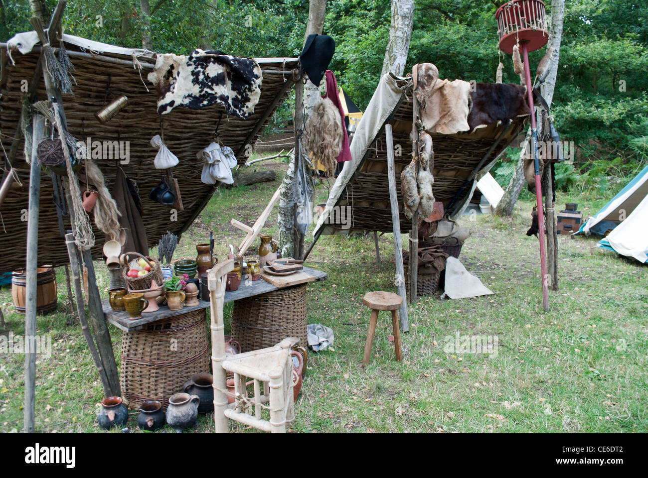 Lean tos hi-res stock photography and images - Alamy