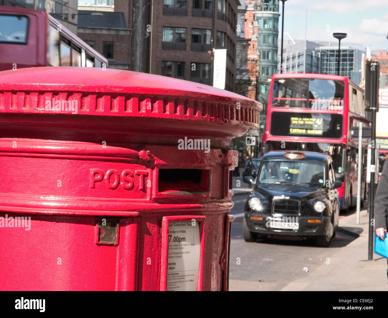 Red post box in london hi-res stock photography and images - Alamy