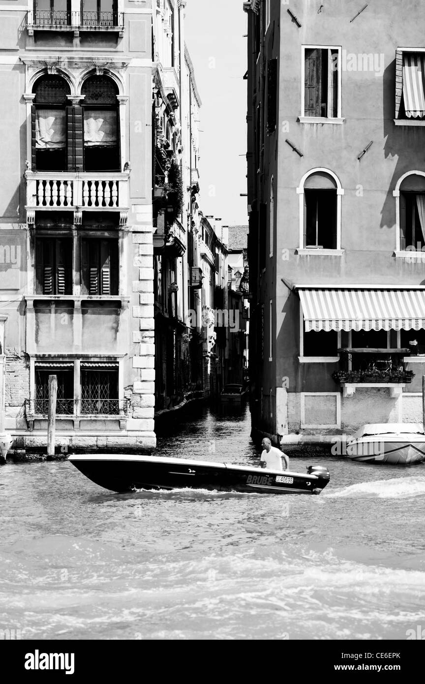 Canal window view Black and White Stock Photos & Images - Alamy
