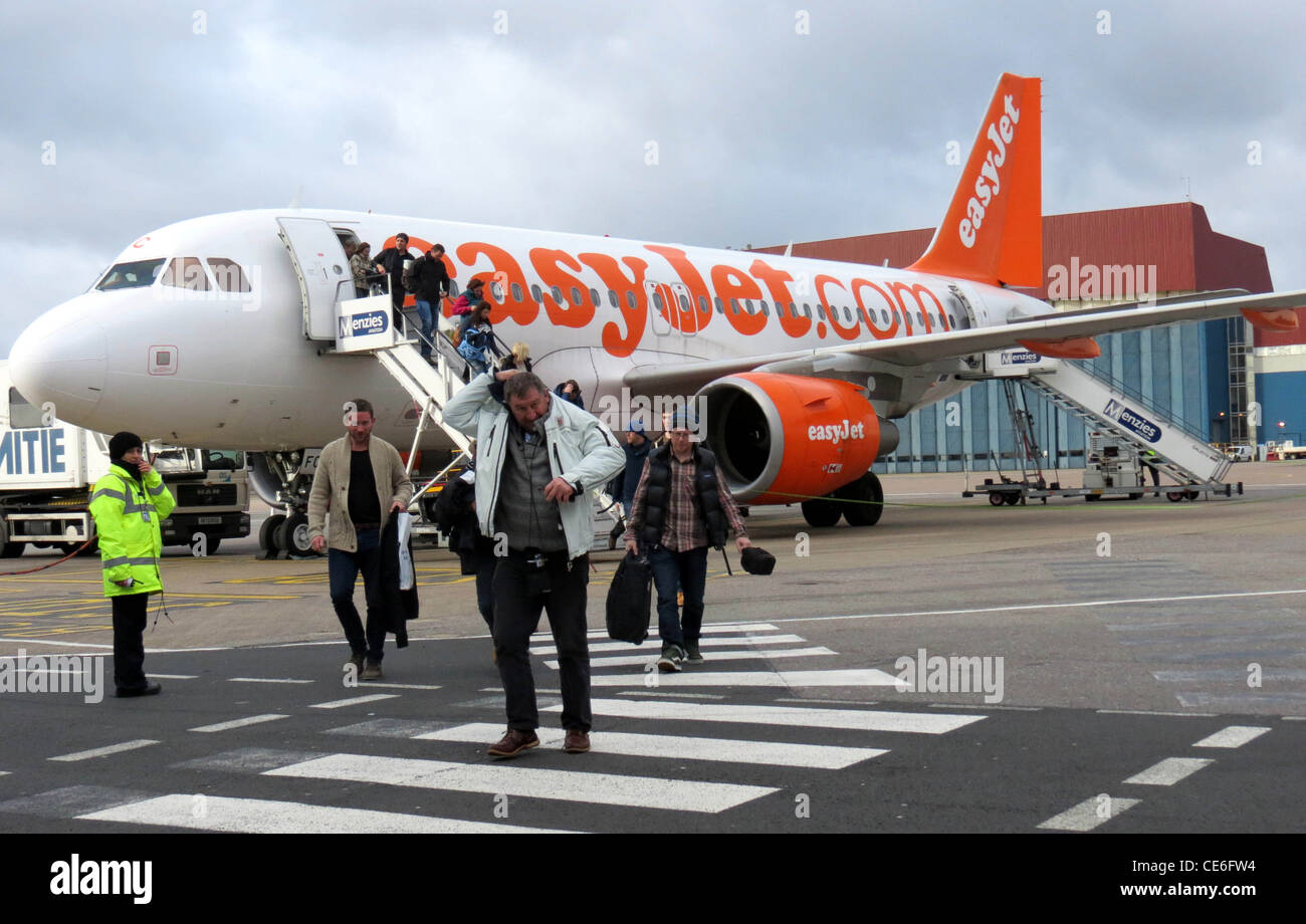 EASYJET PLANE BUDGET AIRLINE Stock Photo - Alamy