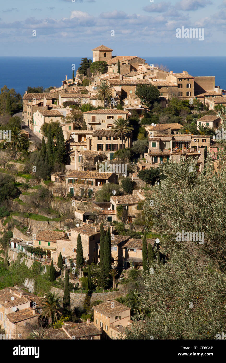 Deia village mallorca spain hi-res stock photography and images - Alamy