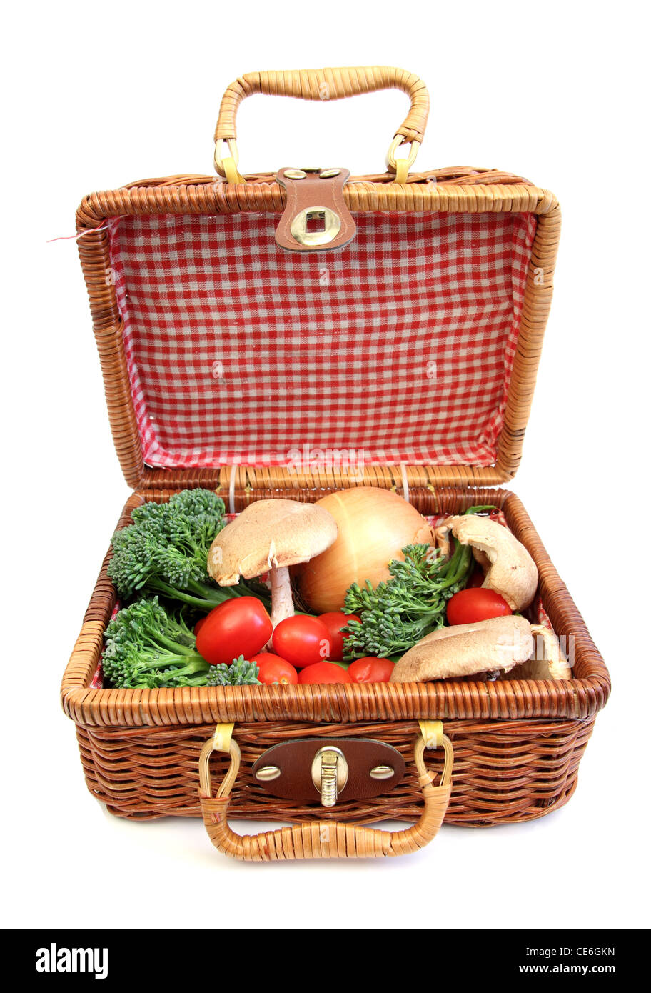 Vegetable basket hi-res stock photography and images - Alamy