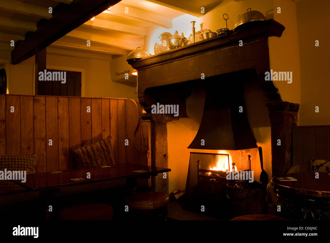 Log Fire High Resolution Stock Photography and Images - Alamy