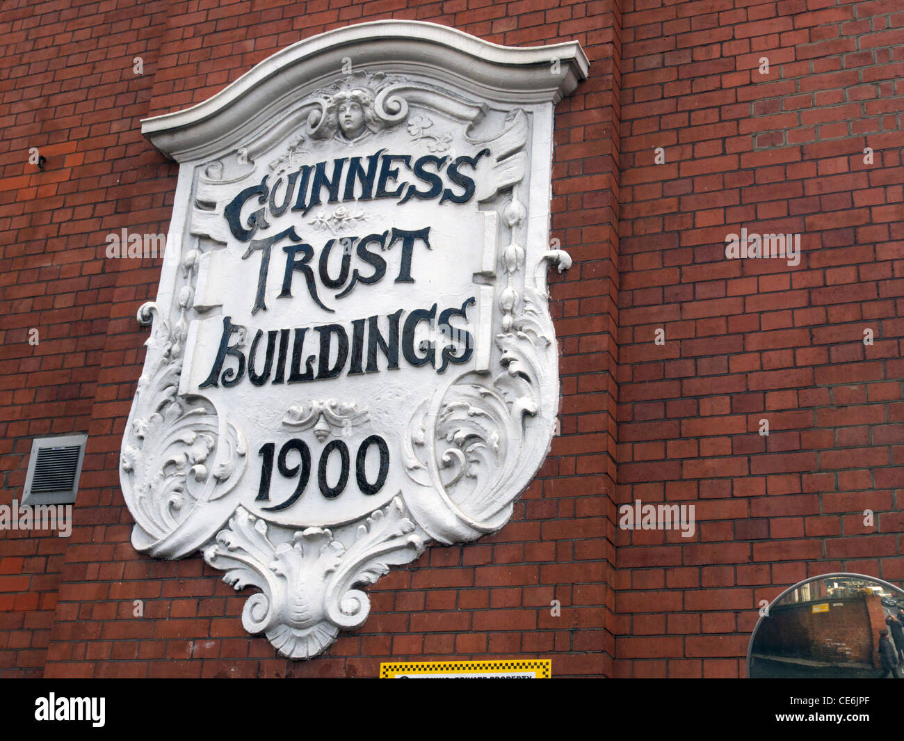 Guinness trust london hi-res stock photography and images - Alamy