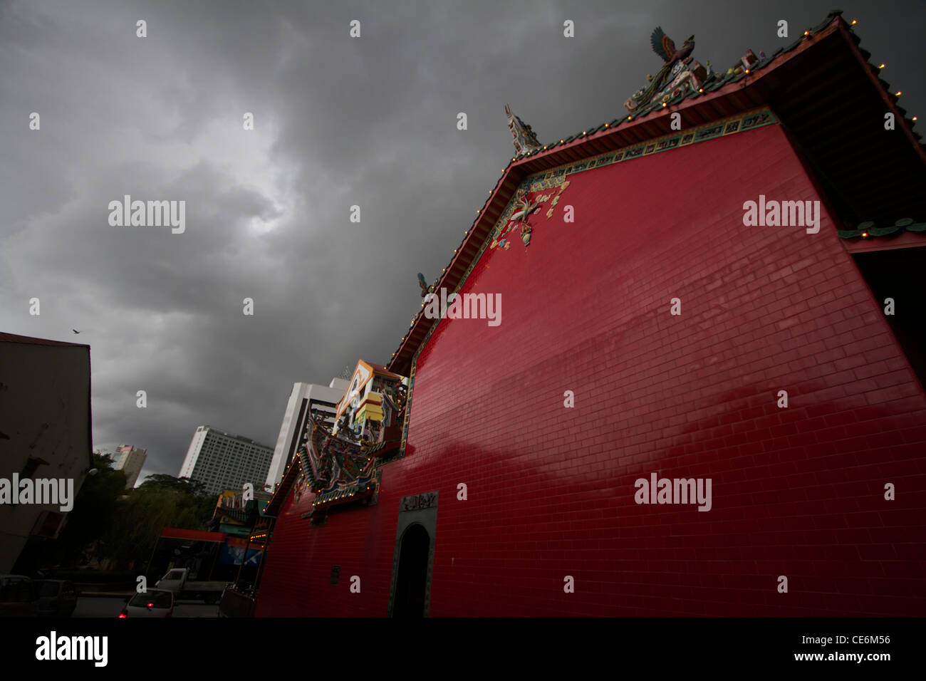 Red temple hi-res stock photography and images - Alamy