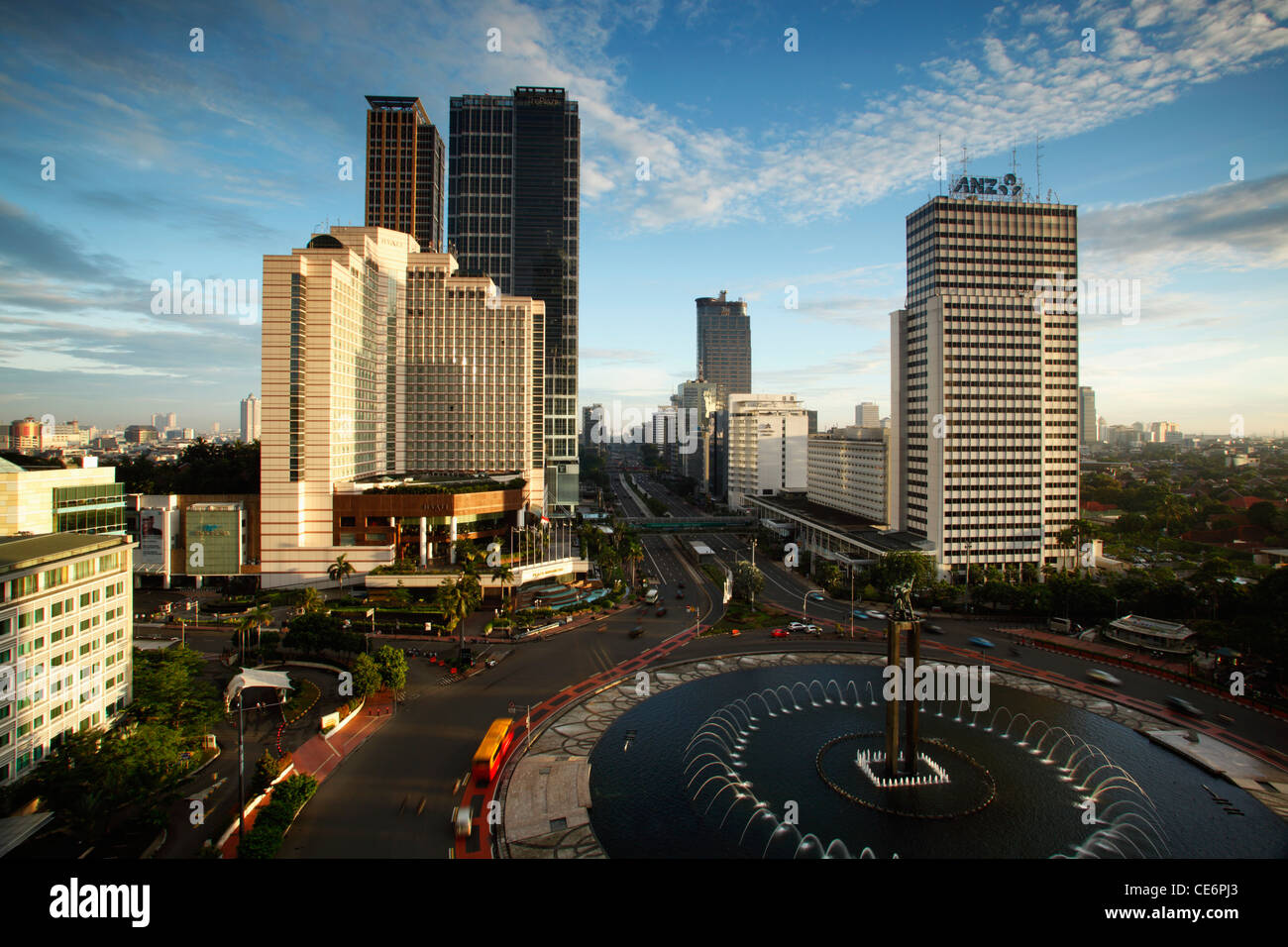 View of the Hotel Indonesia roundabout, Welcome Monument and buildings ...