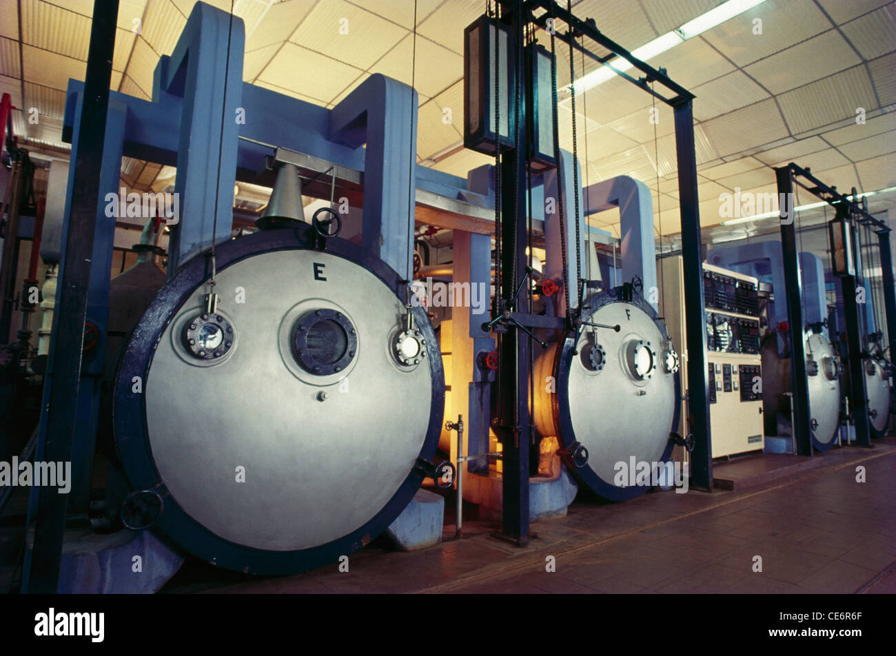 Interior of a factory hi-res stock photography and images - Alamy