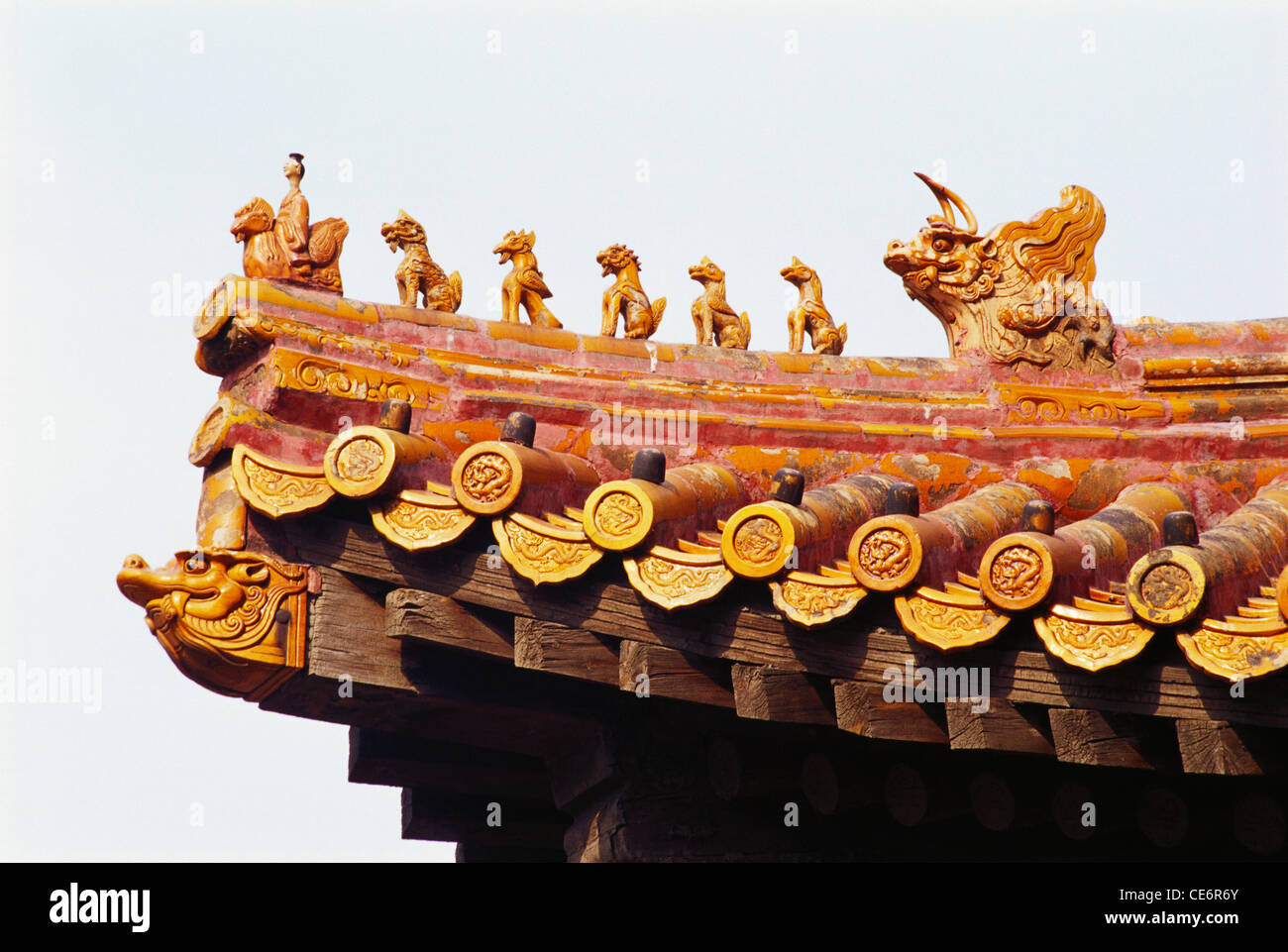 Statues on roof of pagoda ; Beijing ; China Stock Photo - Alamy