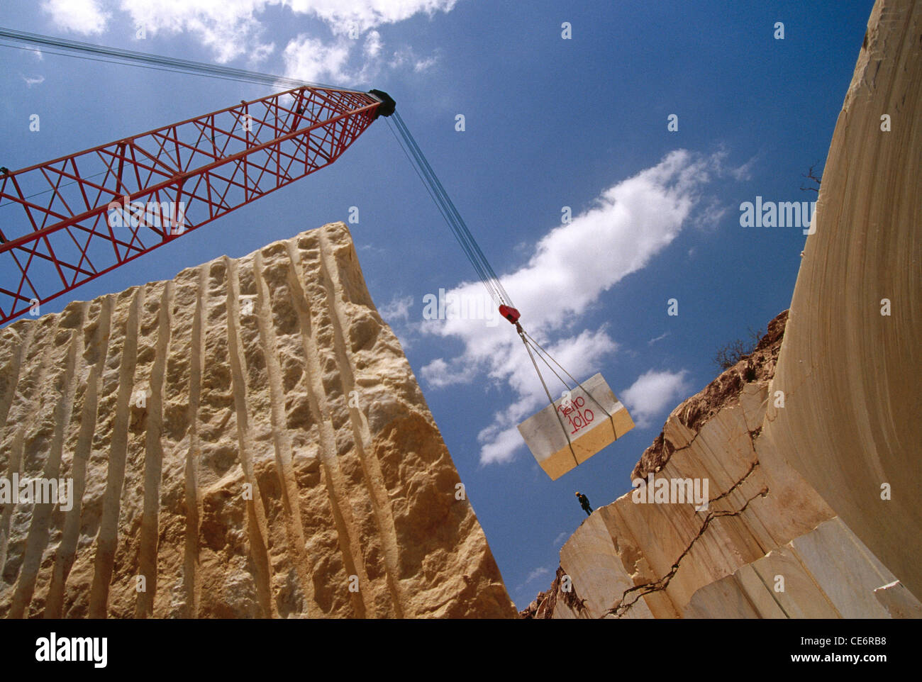 Lifting heavy stone hi-res stock photography and images - Alamy