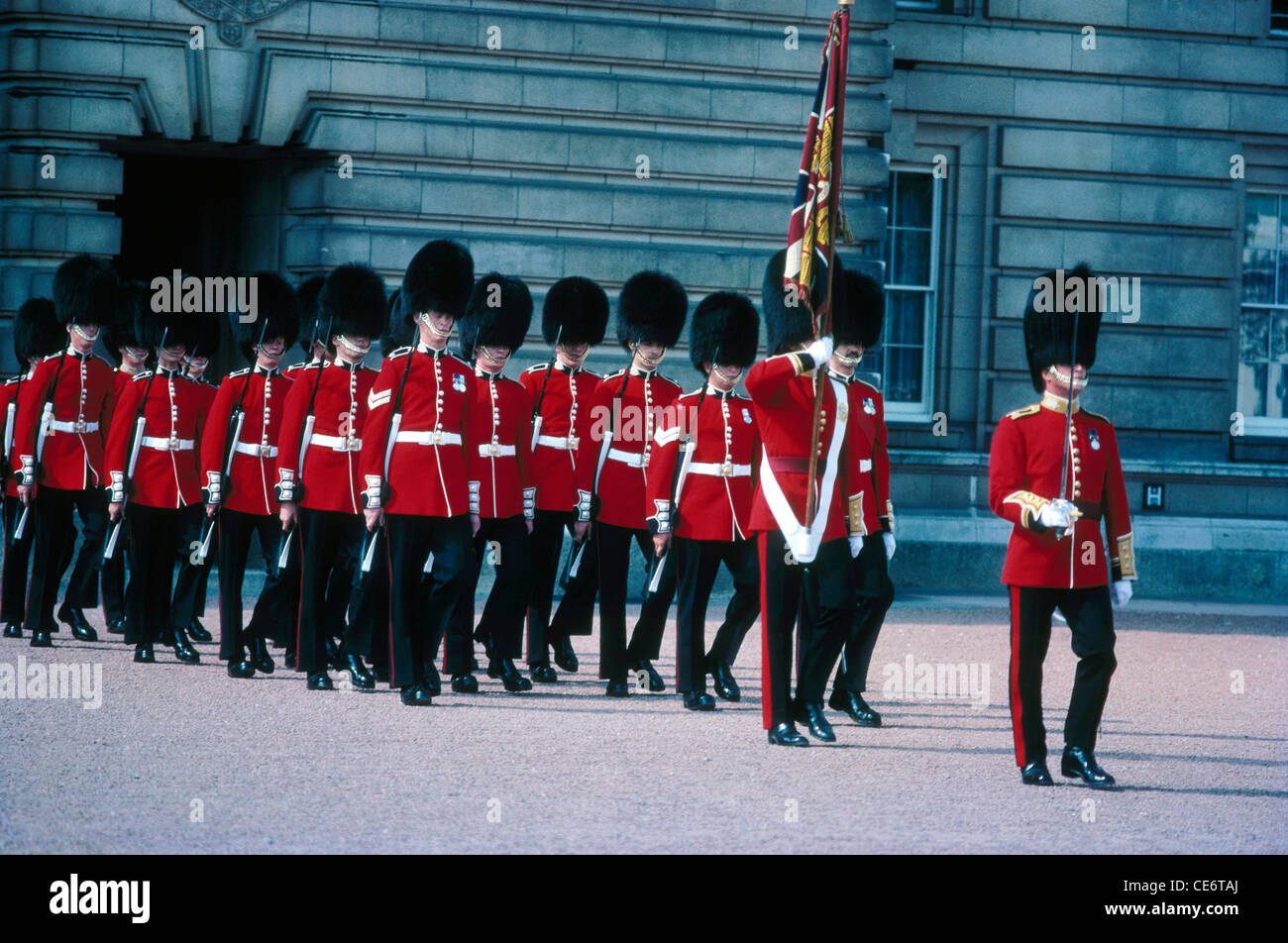changing of guards ceremony buckingham palace London United Kingdom ...
