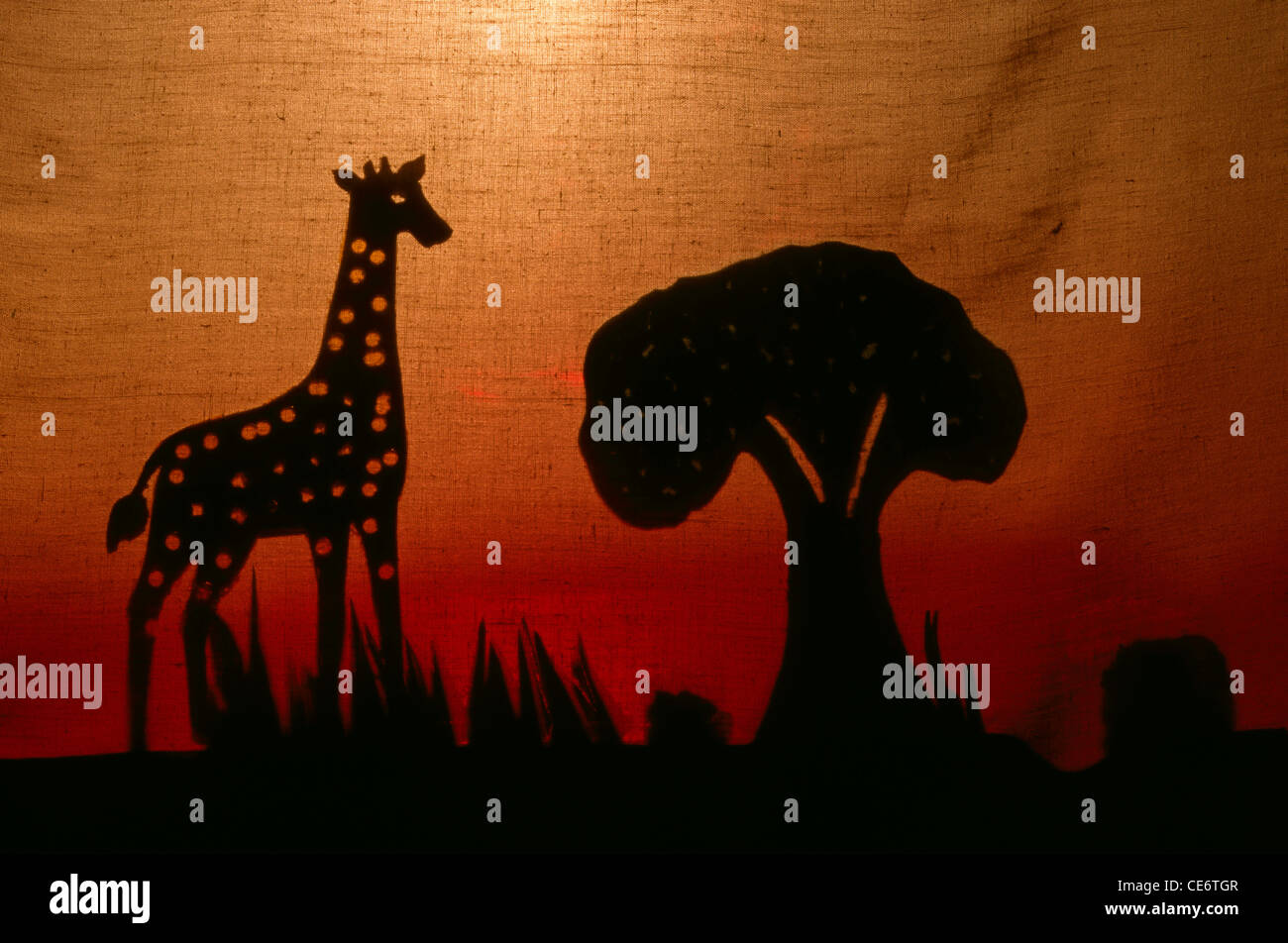 Shadow puppet animal hi-res stock photography and images - Alamy