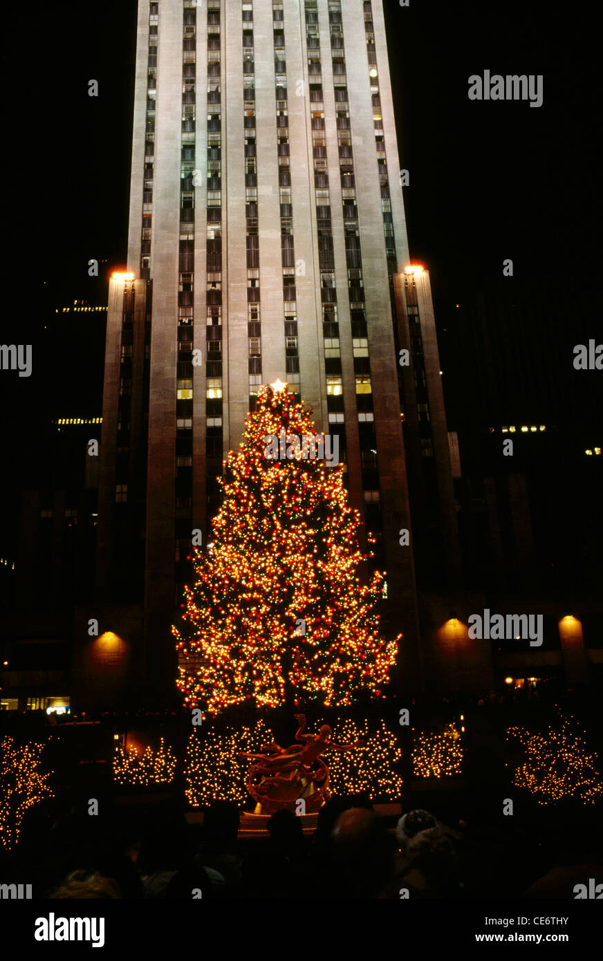 Christmas Tree ; Rockefeller Center ; Rockfeller centre ; New York ...