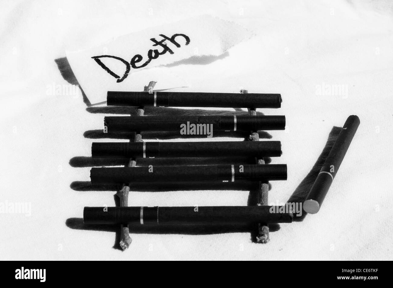 cigarette tirdi funeral Stock Photo - Alamy