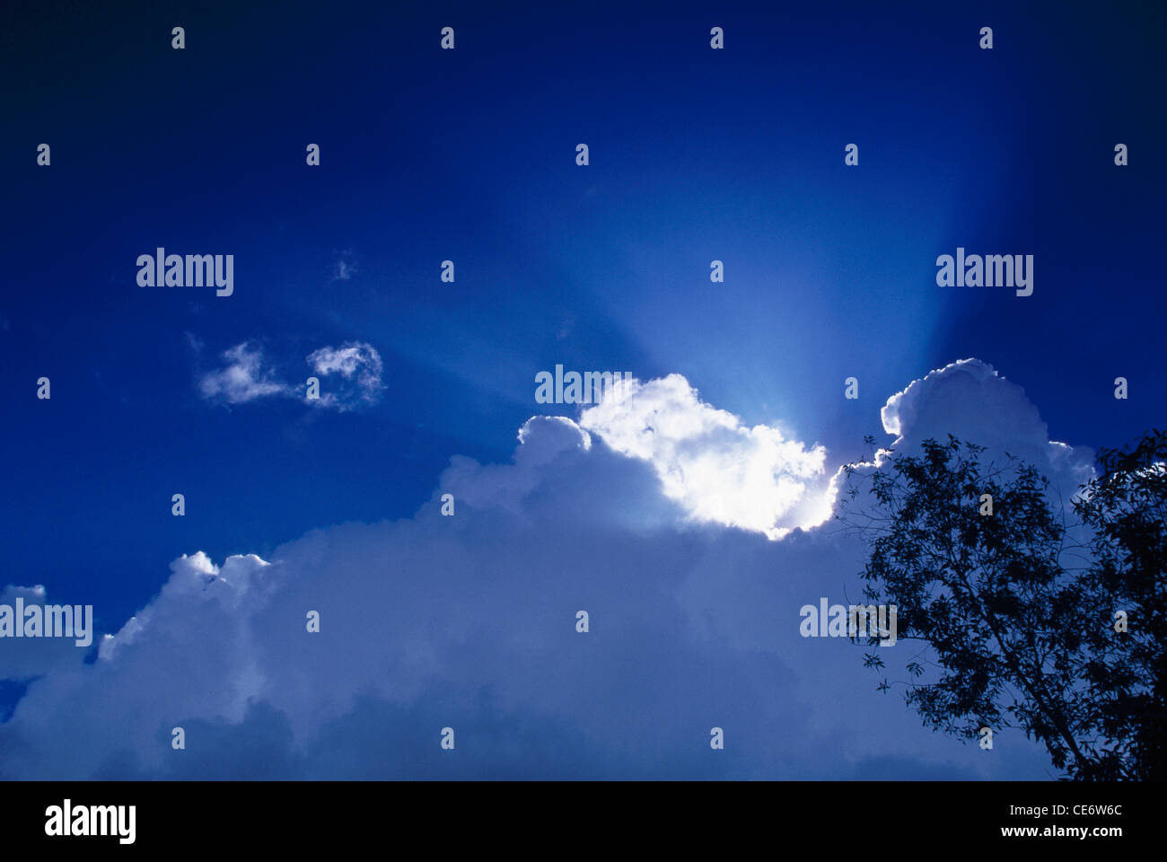 Silver rays hi-res stock photography and images - Alamy