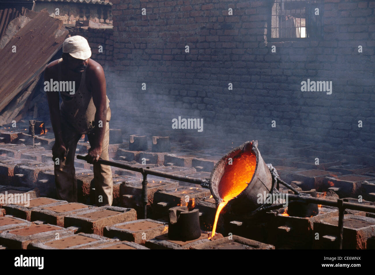 Iron foundry hi-res stock photography and images - Alamy