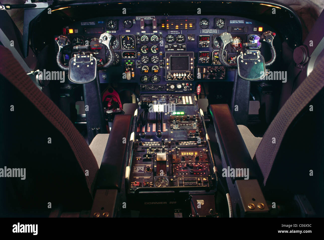 Instruments aircraft hi-res stock photography and images - Alamy