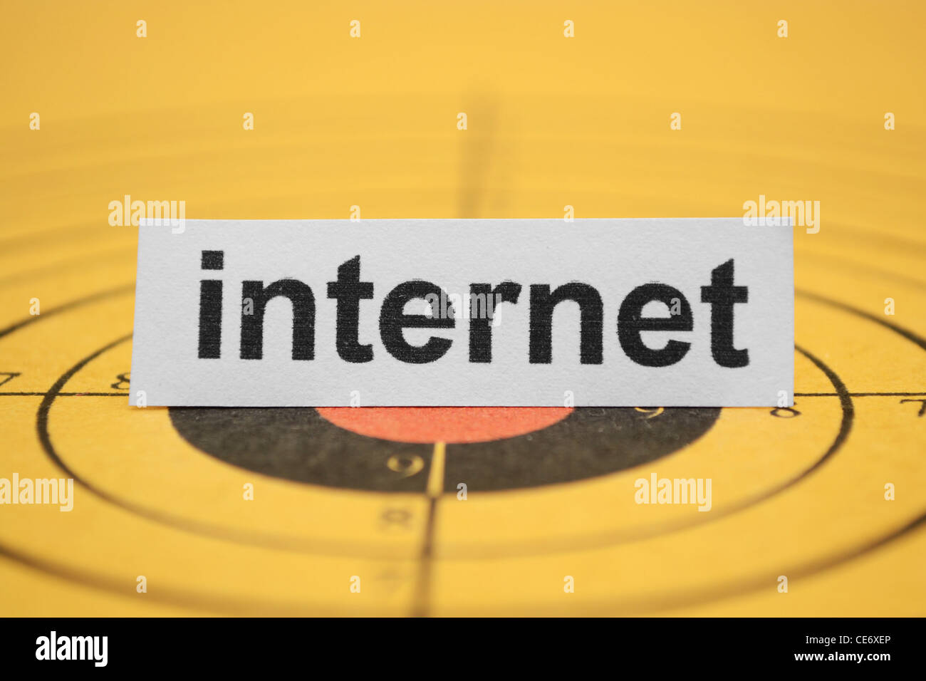 Internet target concept Stock Photo - Alamy