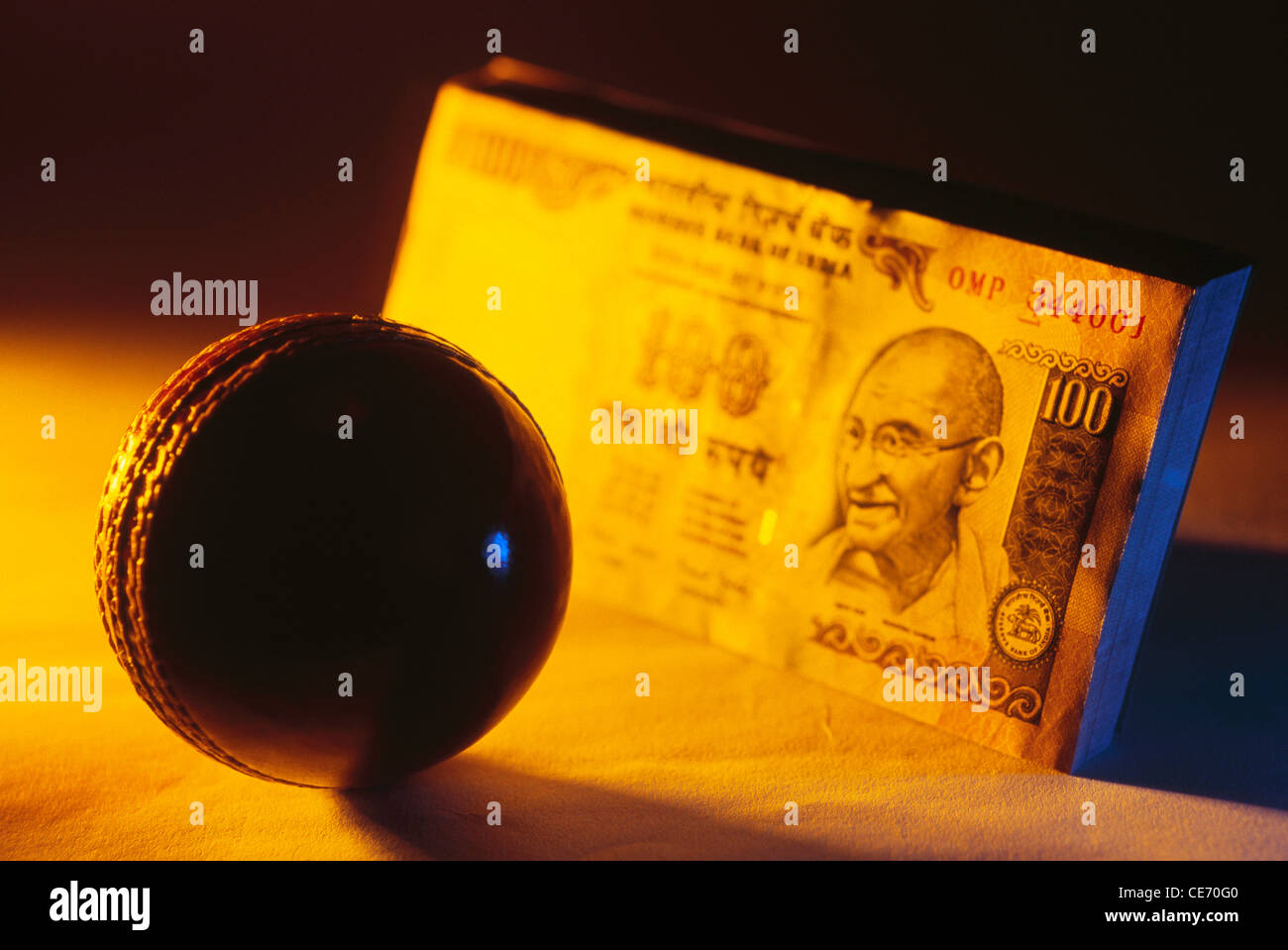 Fixing items hi-res stock photography and images - Alamy