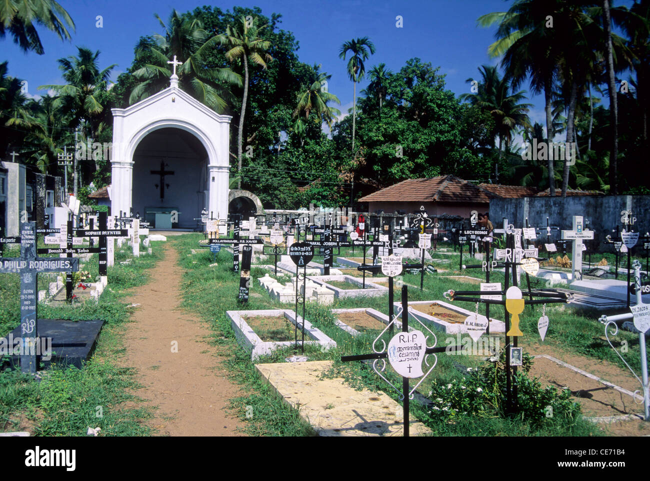 Christian Cemetery ; Cemetery of Our Lady of Hope Church ; Vypeen ...