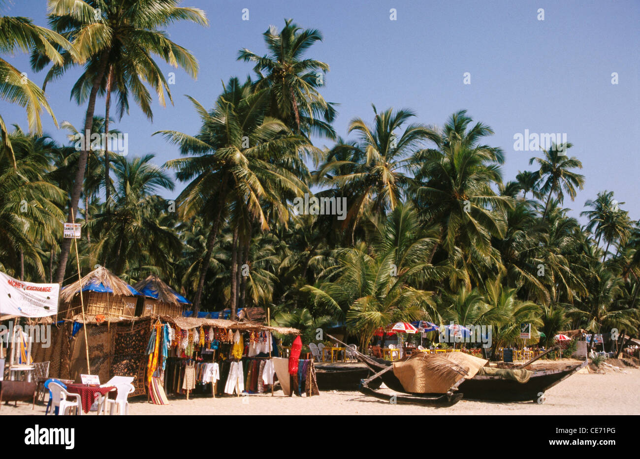 Readymade garment shop hi-res stock photography and images - Alamy