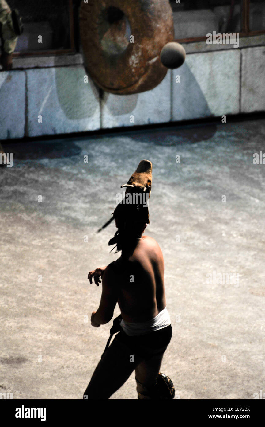 Mayan ball game hi-res stock photography and images - Alamy