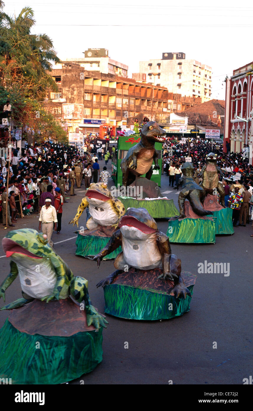 VPA 82562 : goa carnival procession floats ; goan festival ; india ...