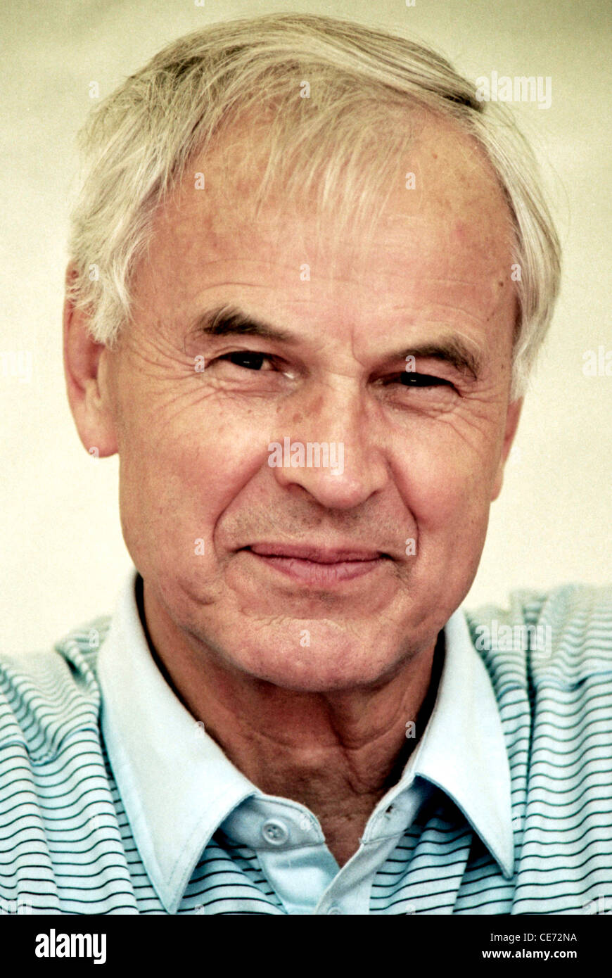 Portrait of Hans Modrow - * 27.01.1928: German politician and Prime ...