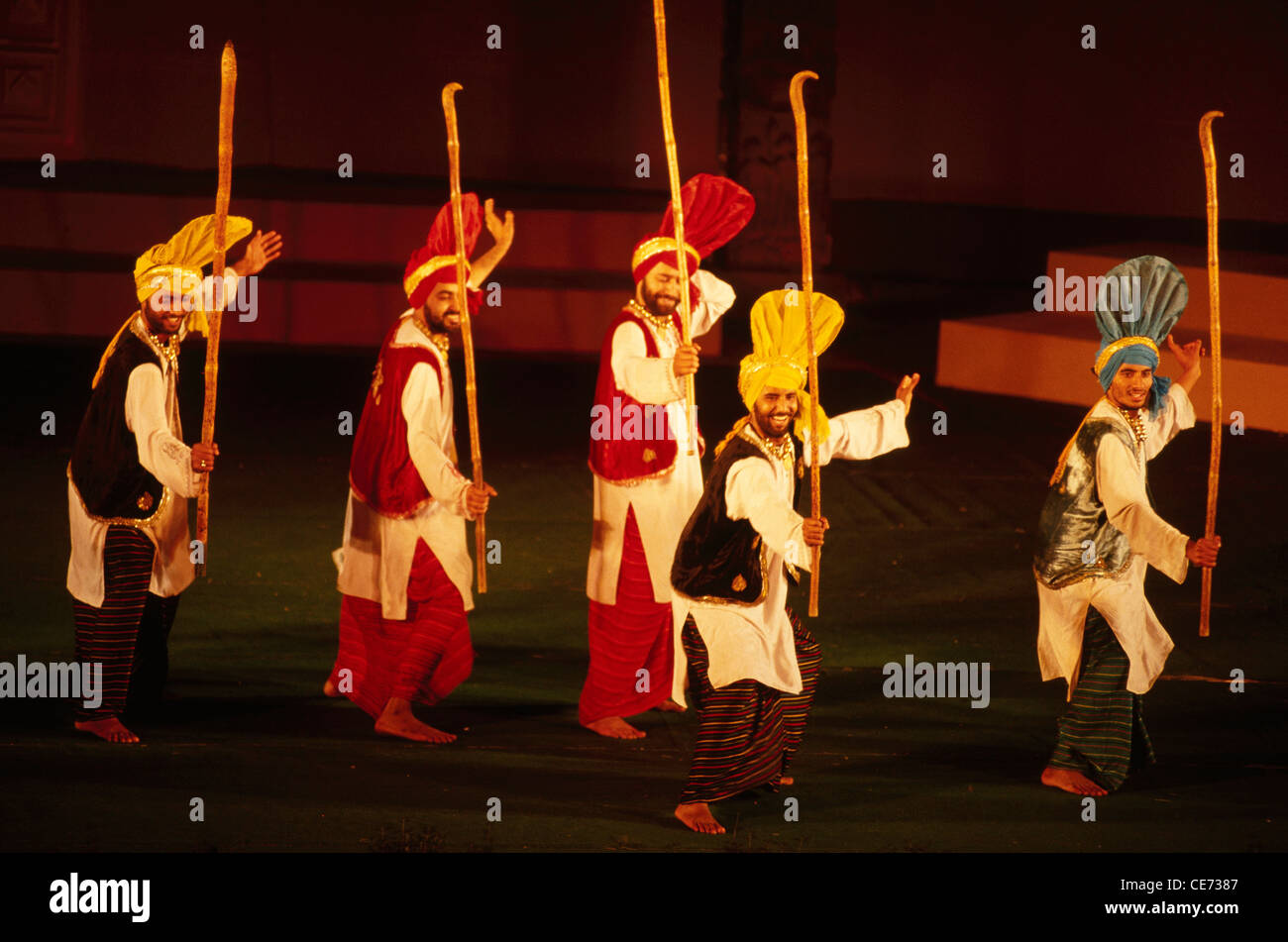 Punjabi dance hi-res stock photography and images - Alamy