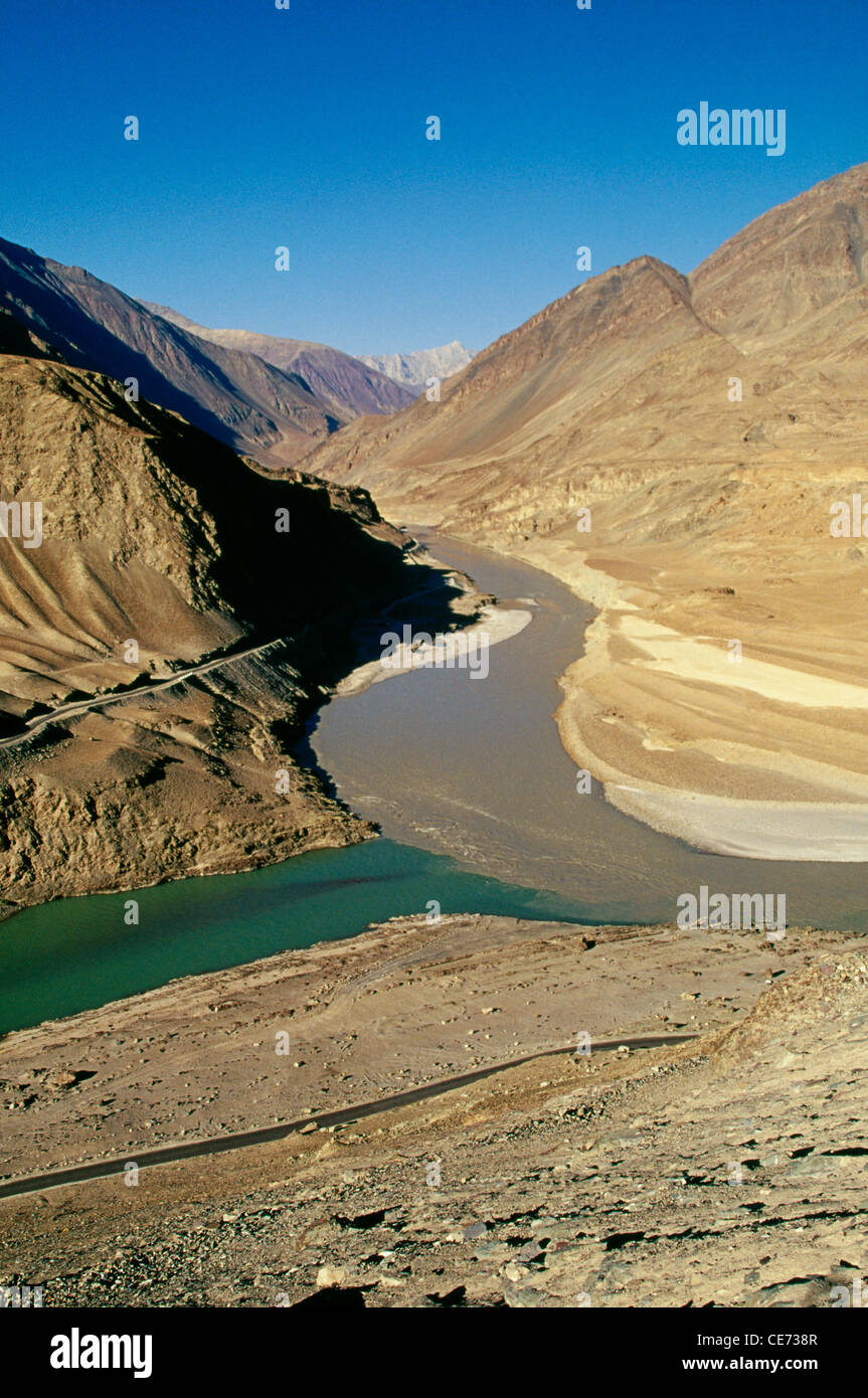 Confluence of Indus river and Zanskar river, Nimmu valley, Leh, ladakh ...