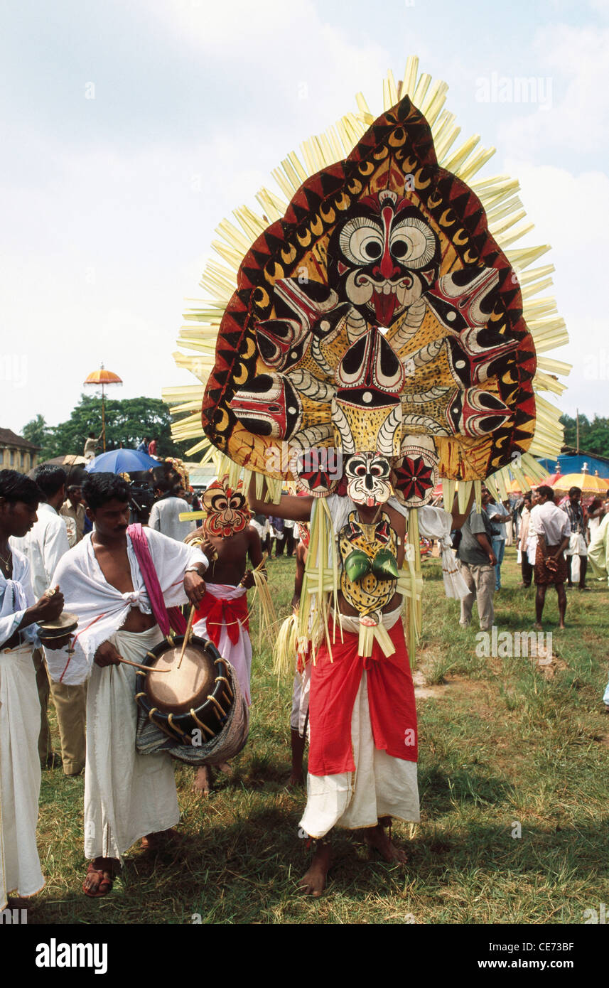 Mask dance ; Padayani ; Padeni ; traditional folk dance and ritual art ...