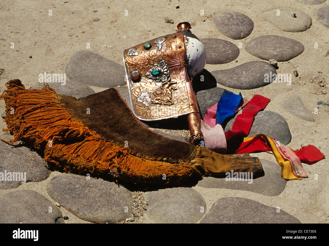 AJI 82722 : buddhist monk cap and conch at thikse monastry ; ladakh ...