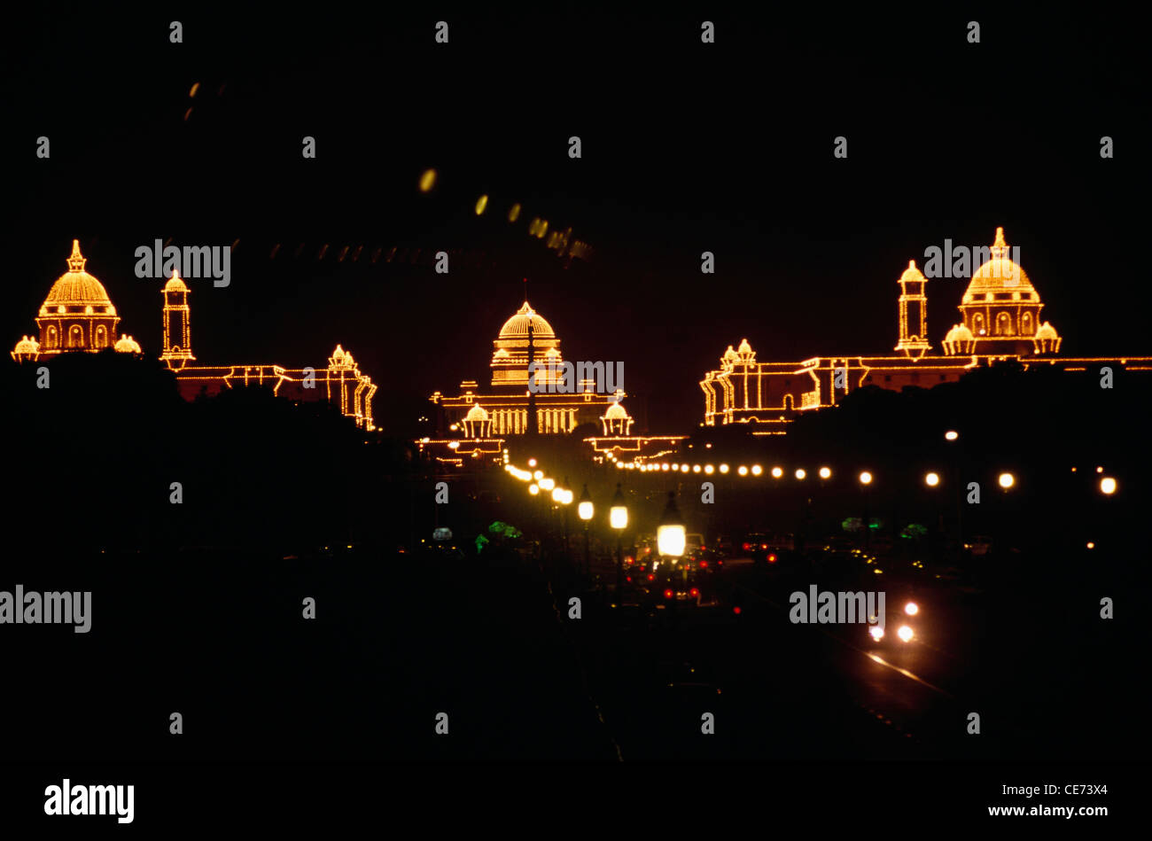 Rashtrapati bhavan north block raj path lit on republic day delhi india ...