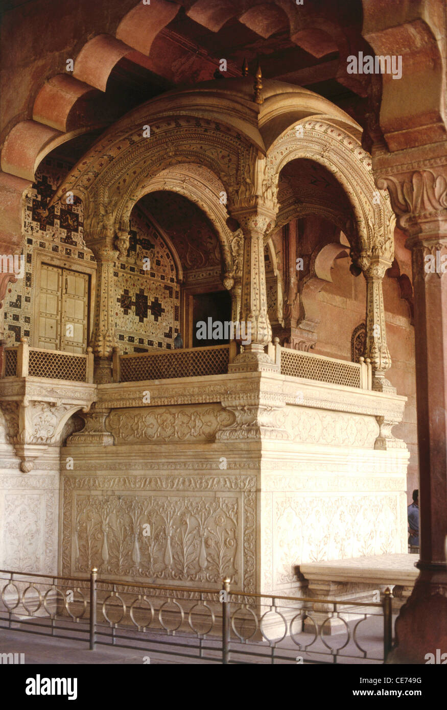 Peacock throne hi-res stock photography and images - Alamy