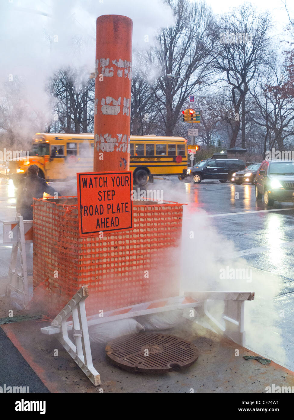 Steam New York Manhole High Resolution Stock Photography and Images - Alamy