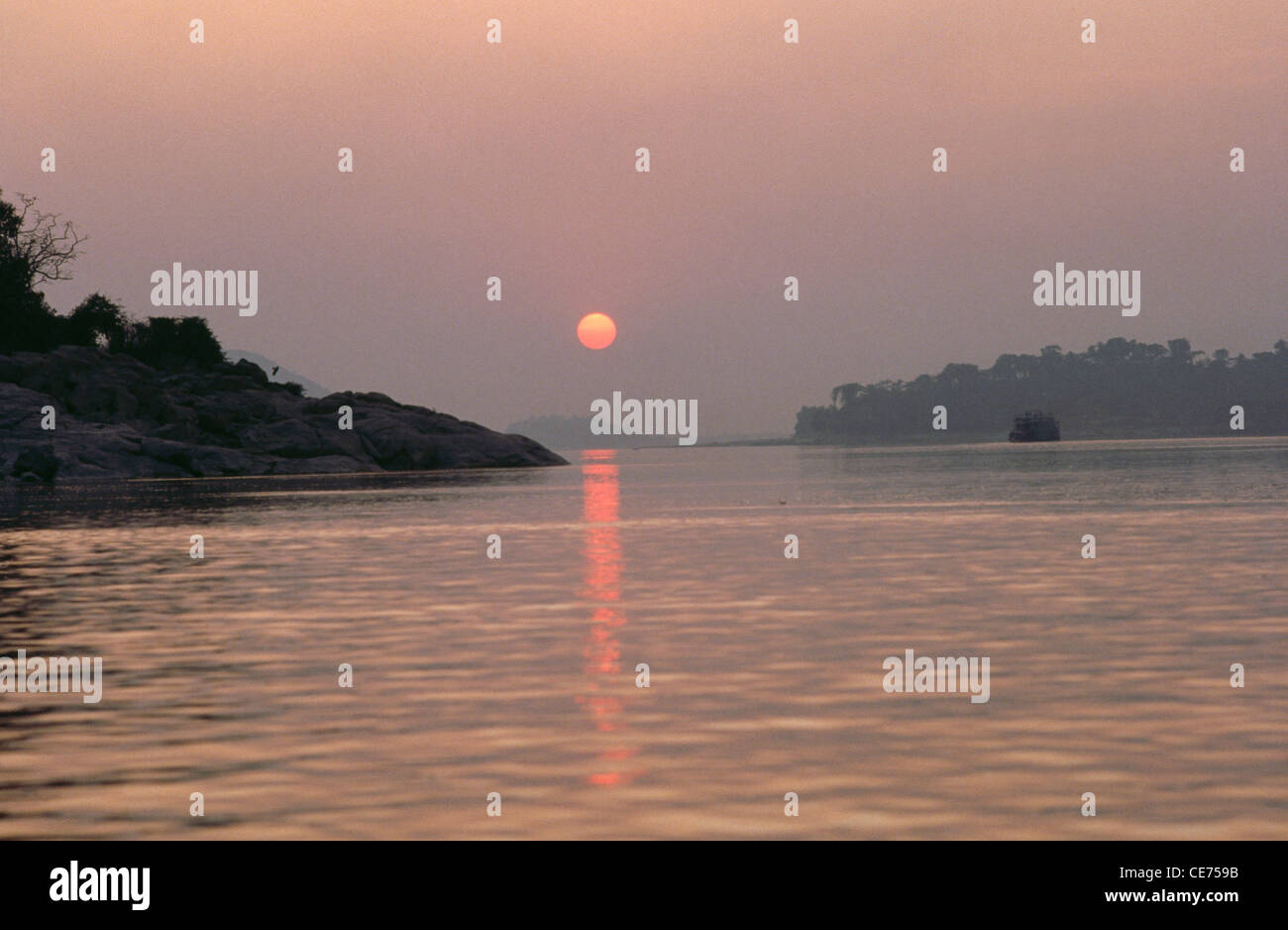 Guwahati assam brahmaputra river hi-res stock photography and images ...