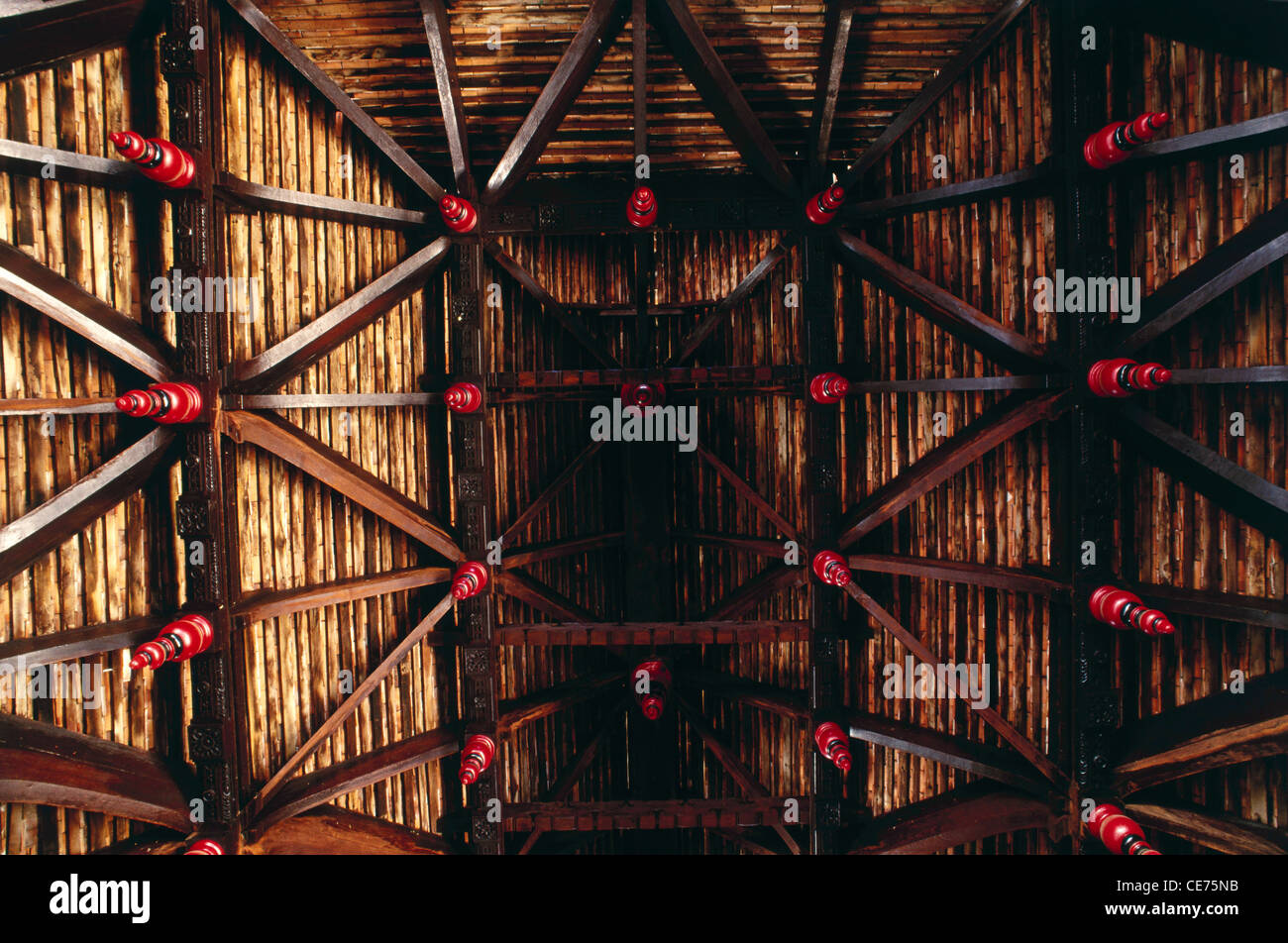 MAA 82330 : indian roof ceiling wood work koothambalam theatre dance ...