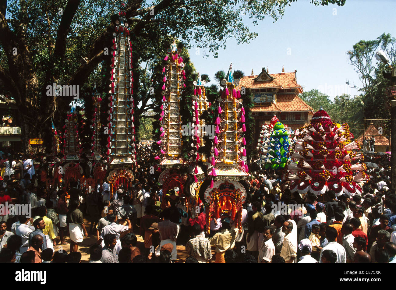Thaipooyam Mahotsavam Festival ; indian festival thypooya mahotsavam in ...