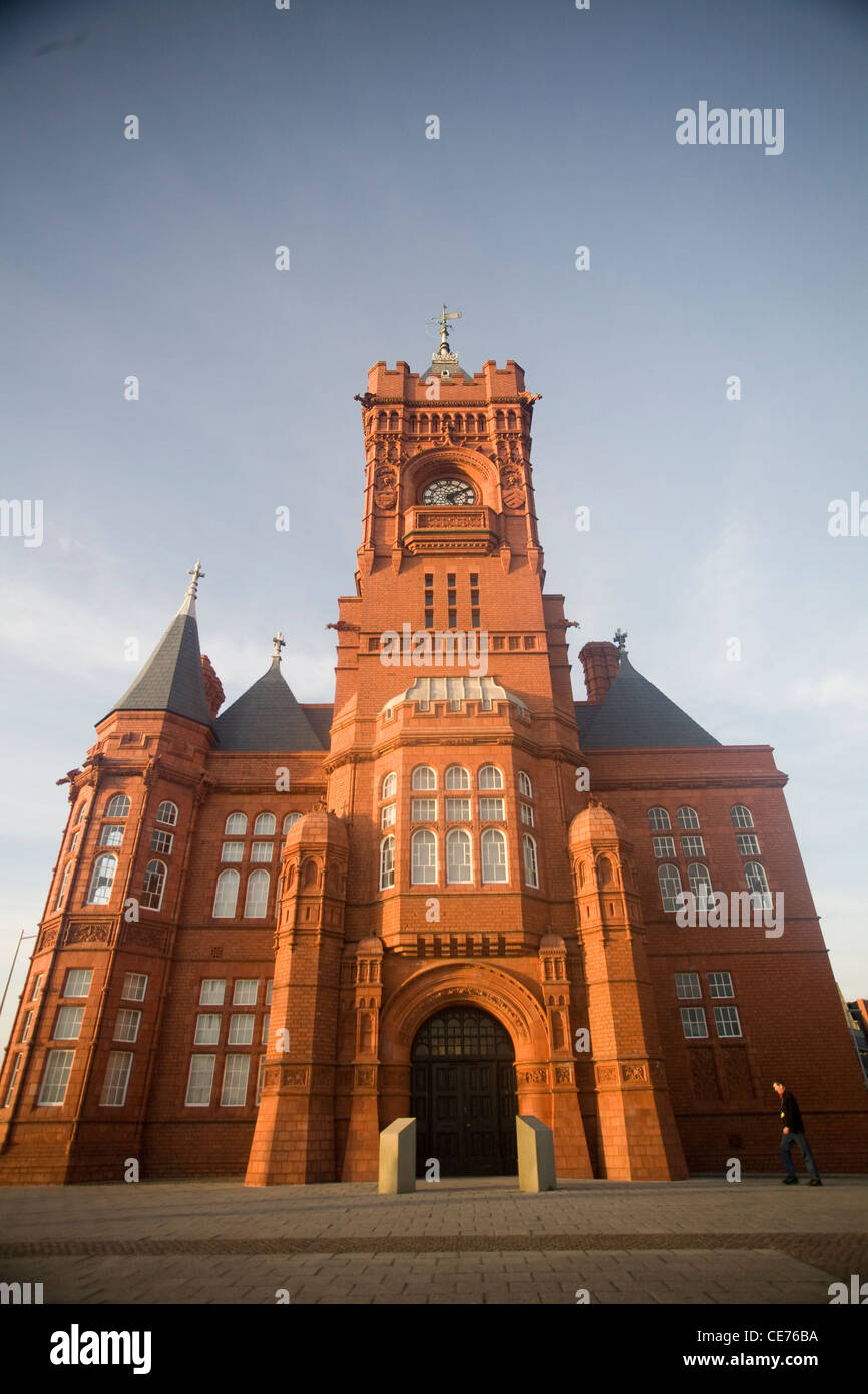 Y pierhead hi-res stock photography and images - Alamy