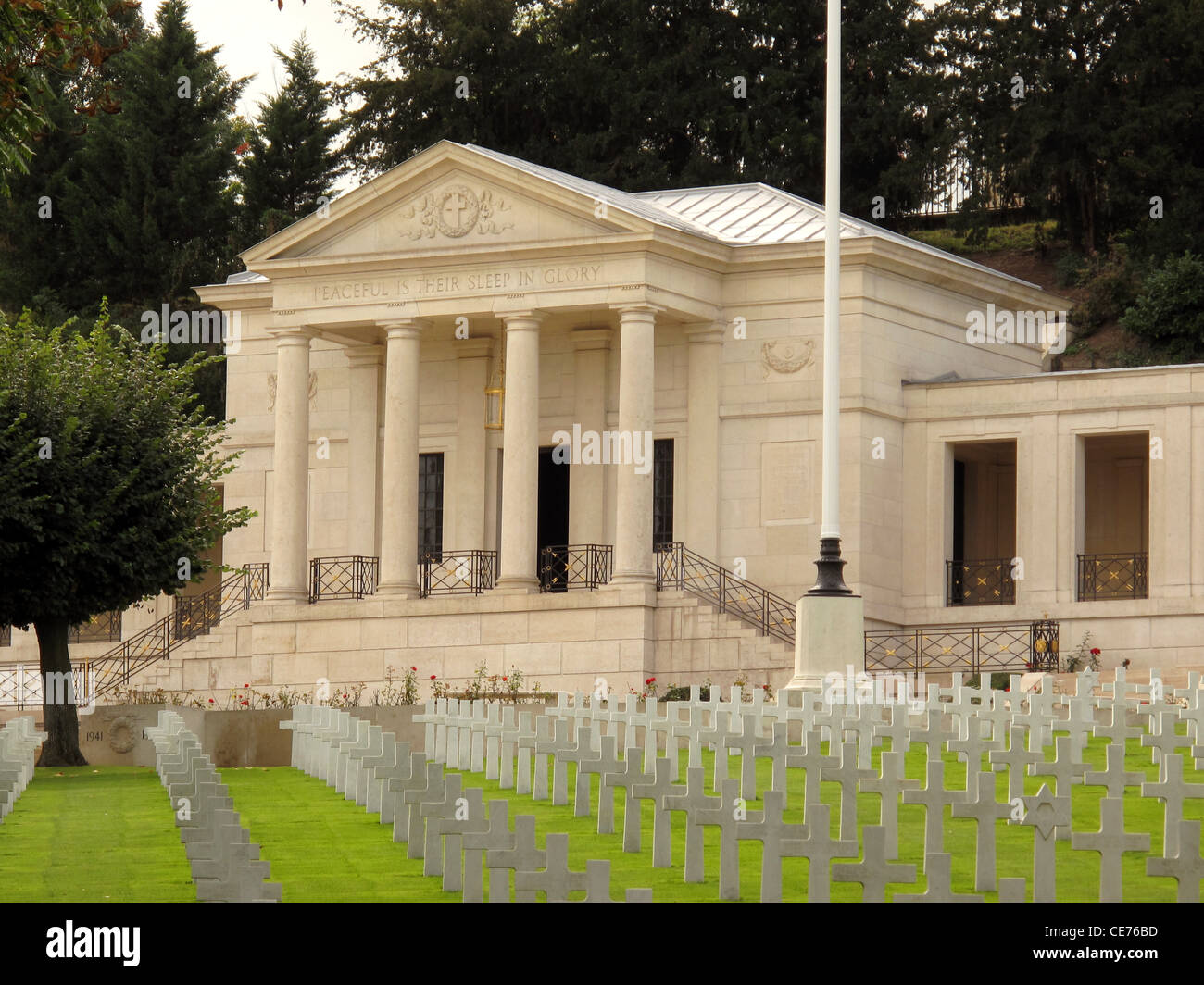 Suresnes american cemetery hi-res stock photography and images - Alamy