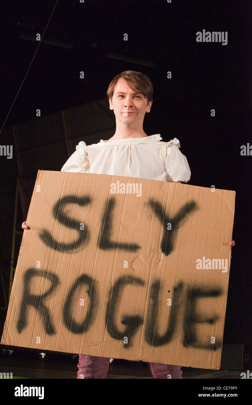 The School for Scandal opens at the Barbican Theatre. Actor holding up ...