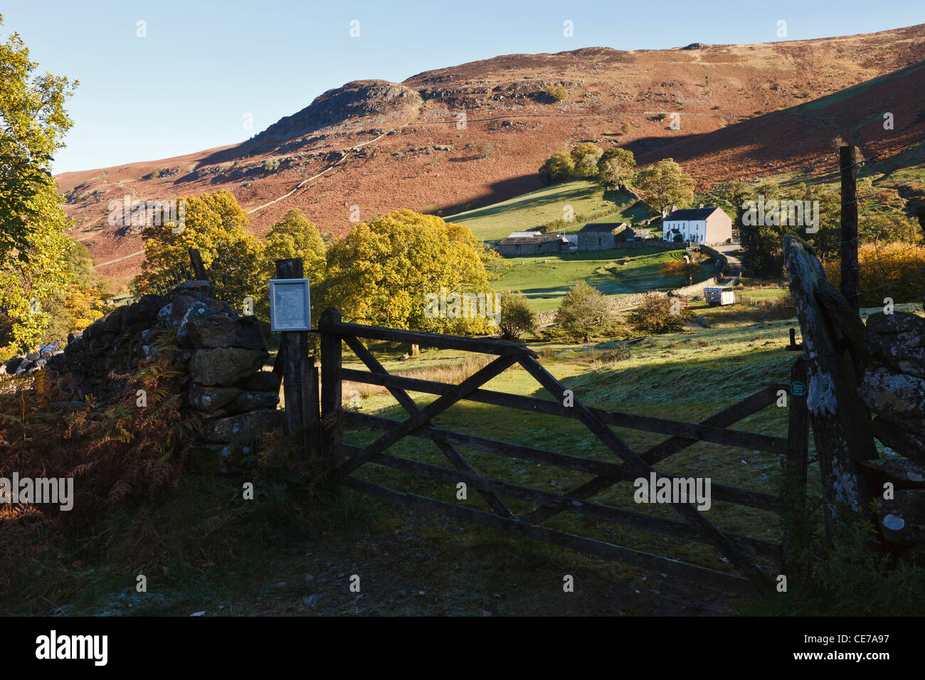 Lake district cumbrian farm house hi-res stock photography and images ...