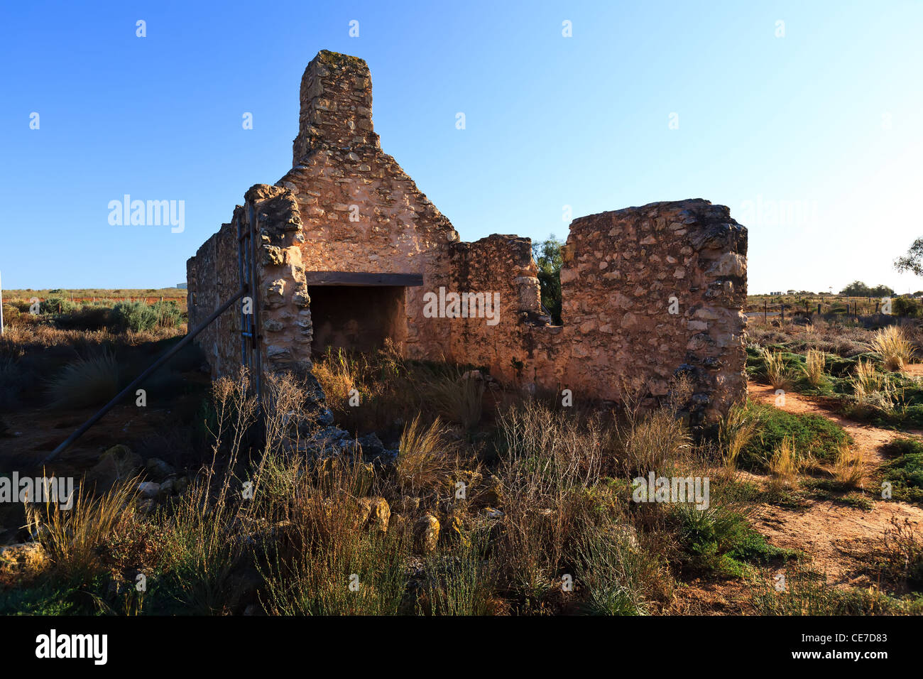 Hotel ruins hi-res stock photography and images - Alamy