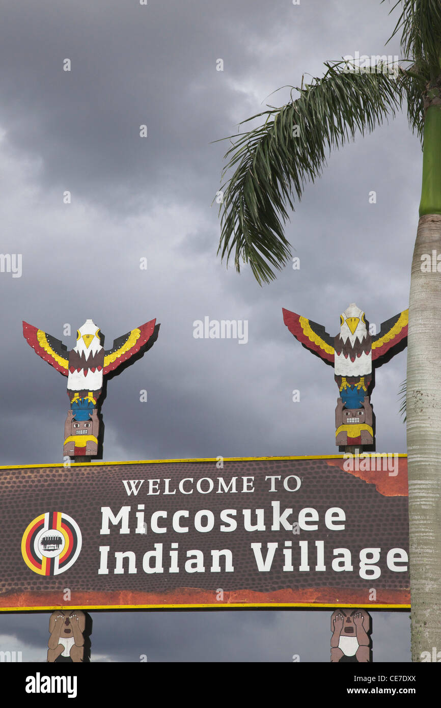 Miccosukee hi-res stock photography and images - Alamy