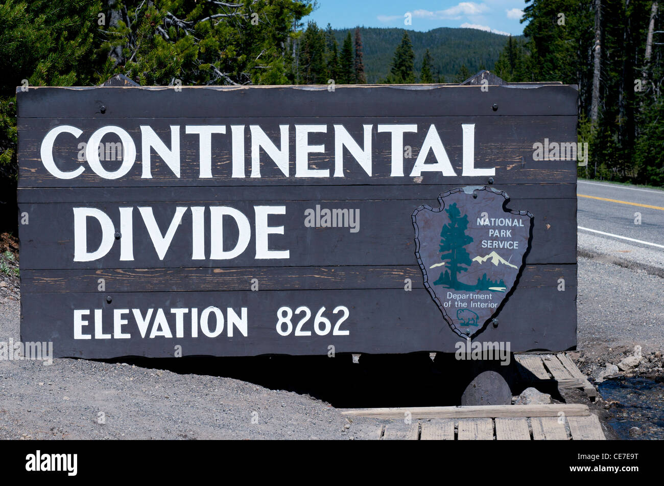 Continental divide yellowstone sign hi-res stock photography and images ...