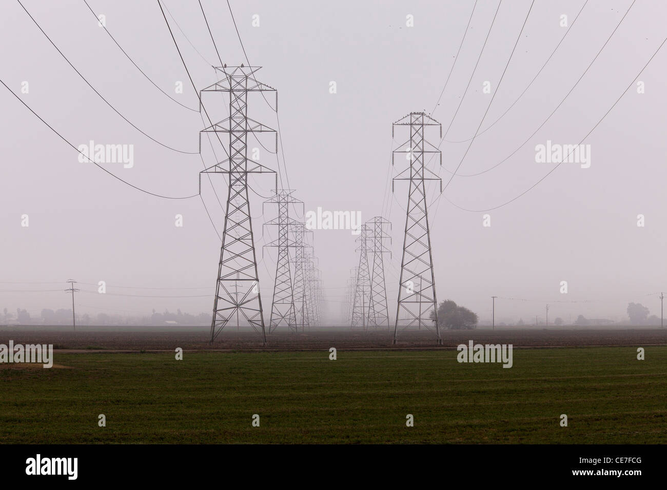 Transmission power pylons hi-res stock photography and images - Alamy
