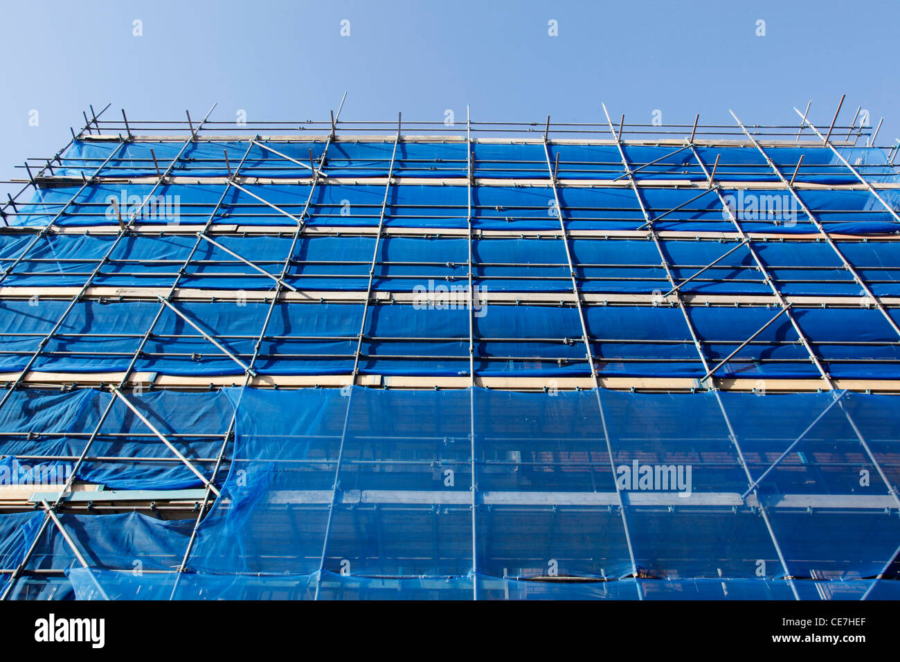 Blue scaffolding hi-res stock photography and images - Alamy