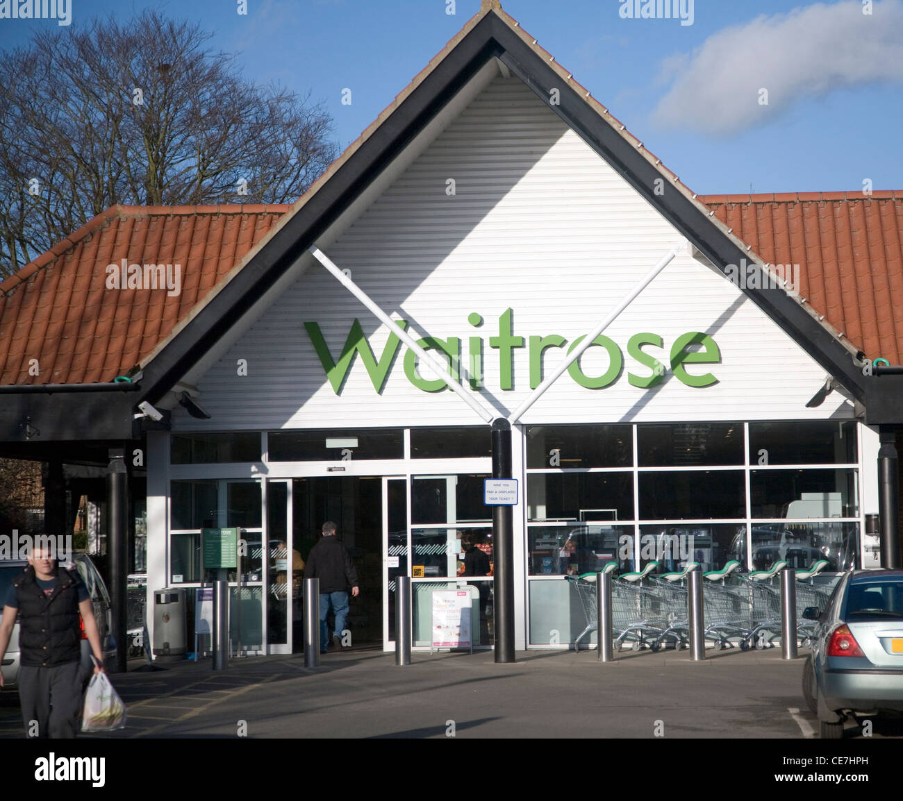Waitrose shop uk hi-res stock photography and images - Alamy