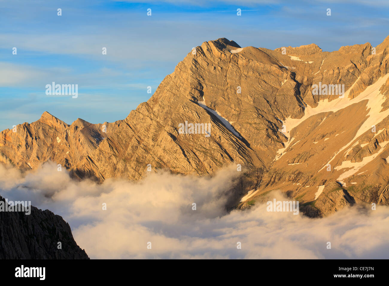 Petit Astazou Peak from Refuge des Sarradets. Cirque de Gavarnie ...