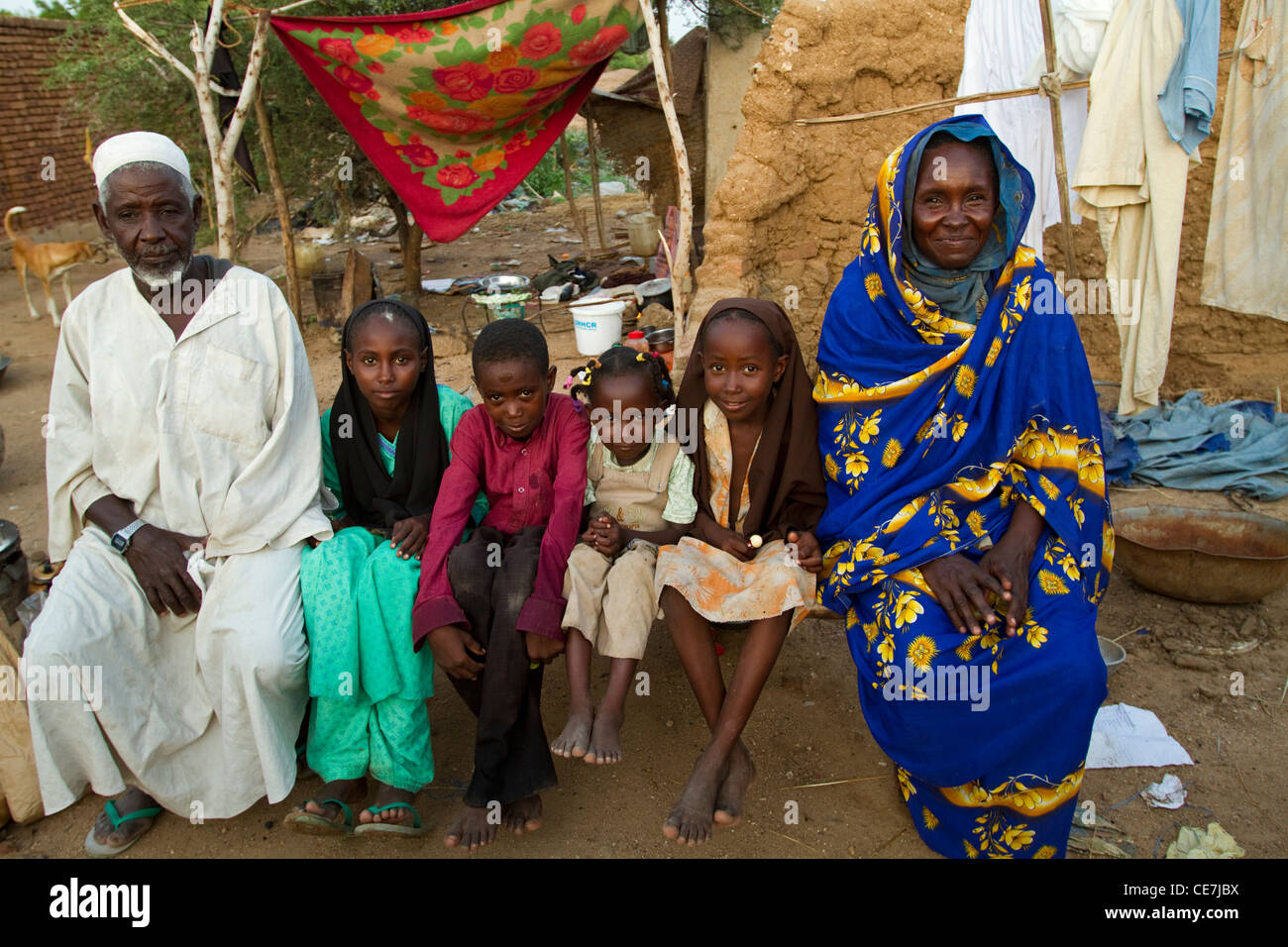 Sudanese refugee family in Darfur Sudan Stock Photo - Alamy