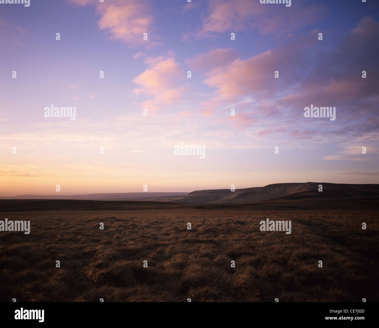 Snake pass summit uk hi-res stock photography and images - Alamy